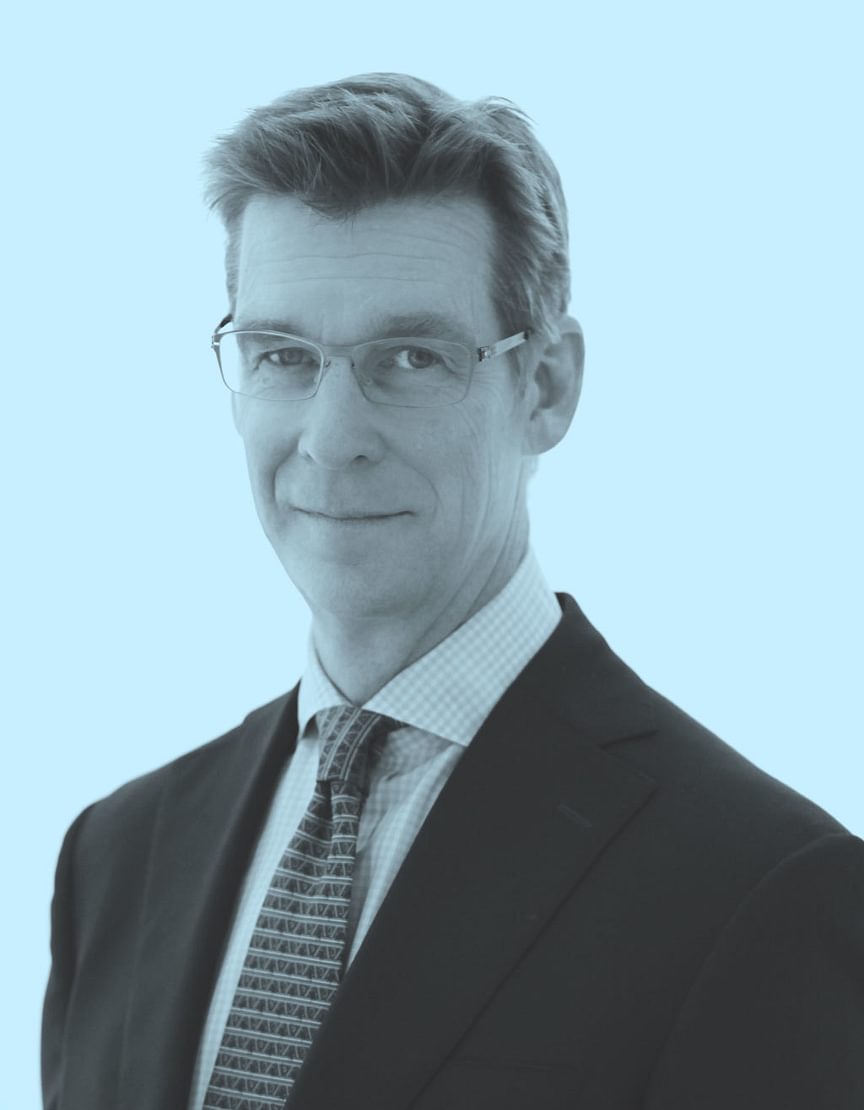 Peter Currie ’74, P’03